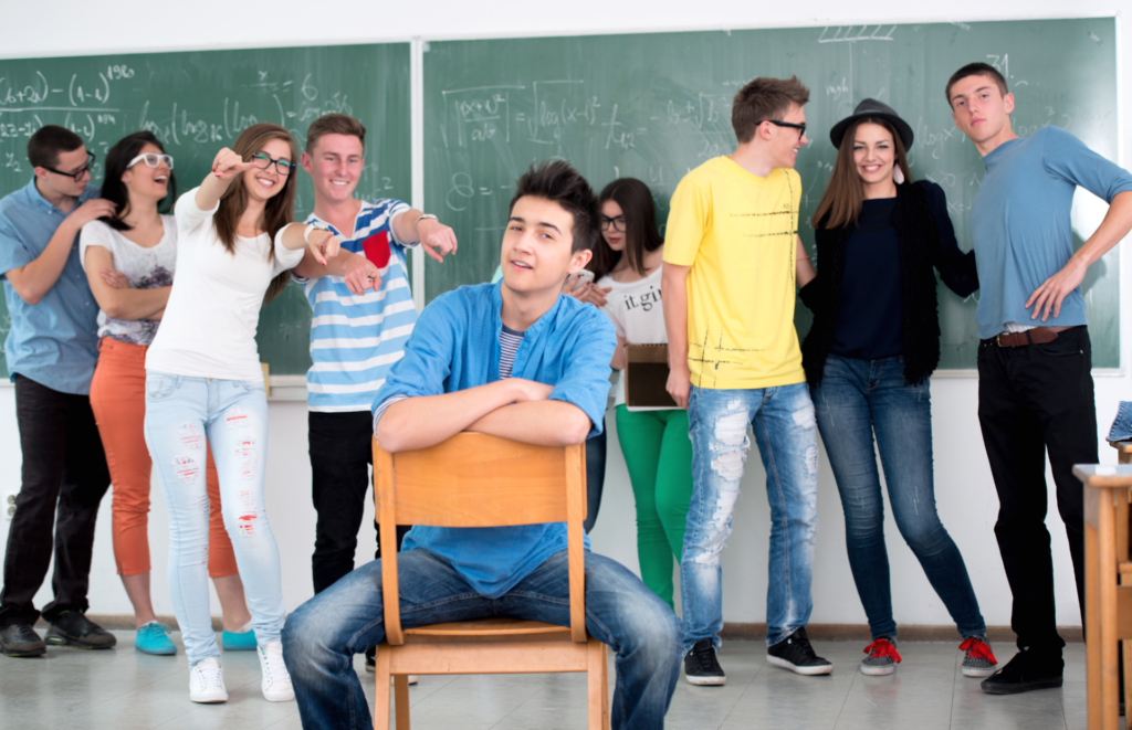 Ados Infos - Vol. 1 - N°11 - Novembre 2023 - La réussite de vos enfants ...